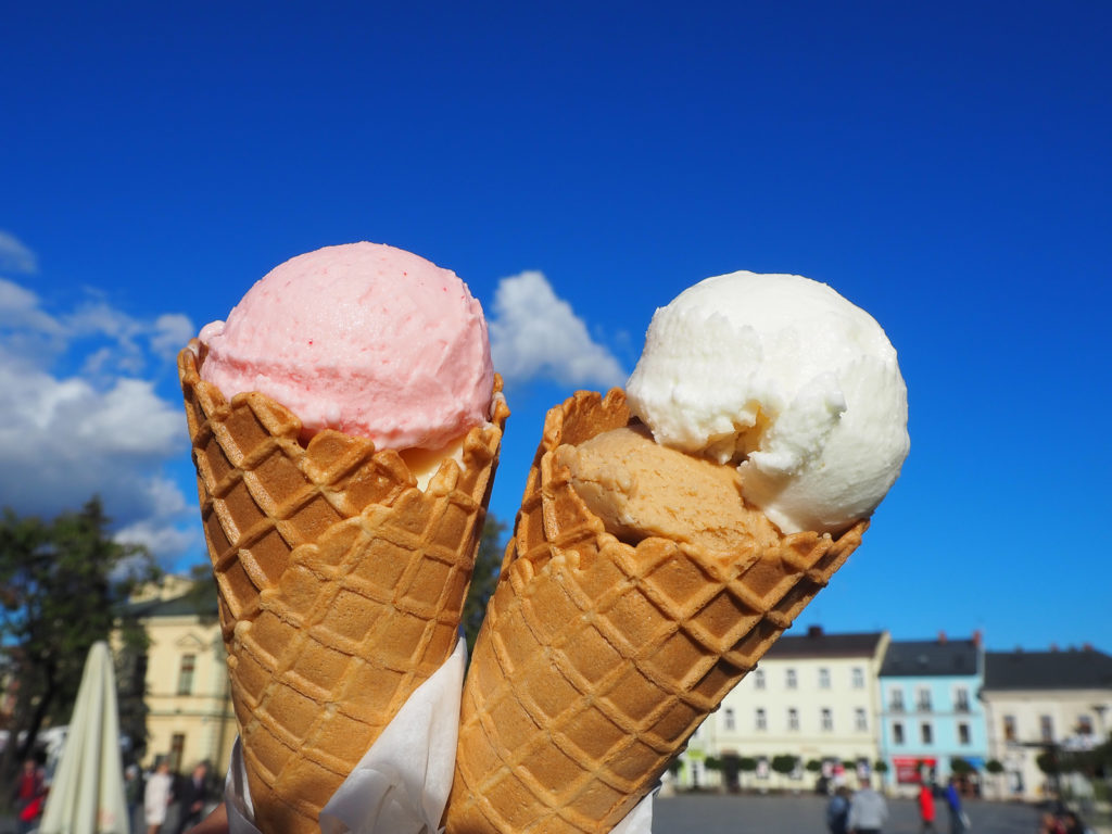 Najsłynniejsze lody na Podhalu - dwie konkurencyjne lodziarnie, jedna o ...